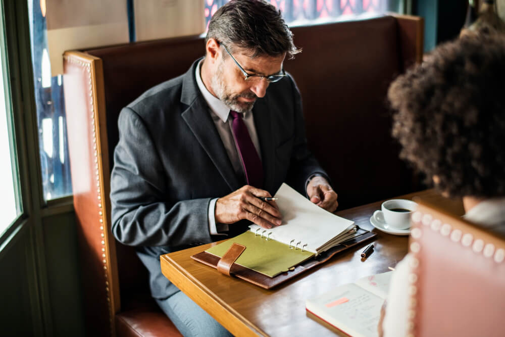 Federal Criminal Defense Lawyer: Why Befriend Them in NY?
